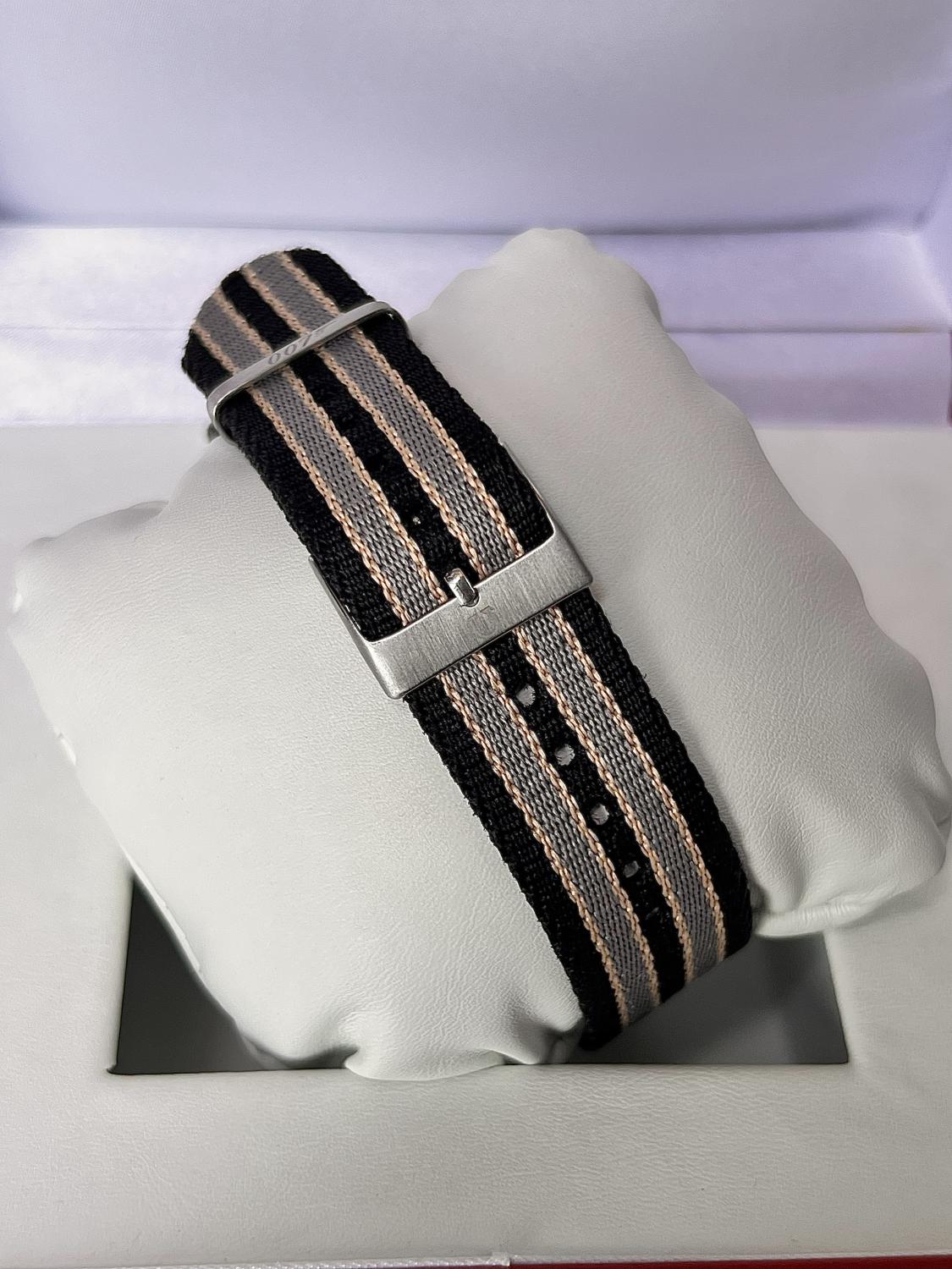 OMEGA 007 JAMES BOND NATO STRAP MATT BLACK DIAL - GalaxyPlace.pk