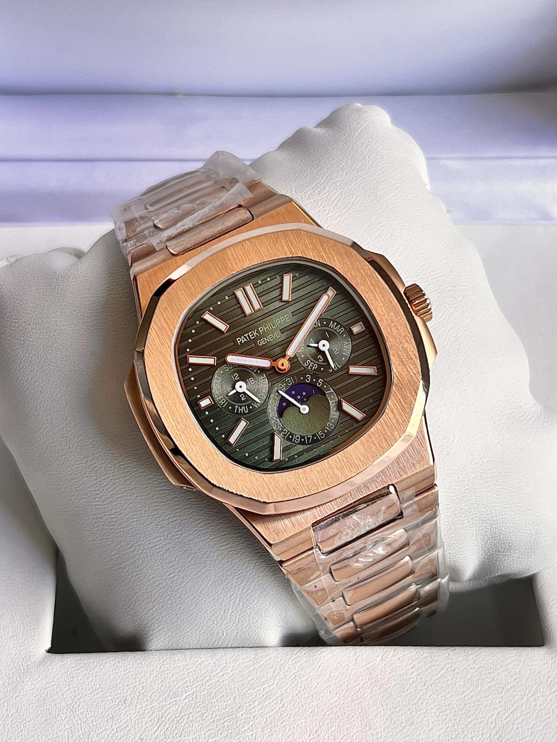 PATEK P NAUTILUS PER PETUAL CALENDAR ROSE GOLD GREEN DIAL - GalaxyPlace.pk