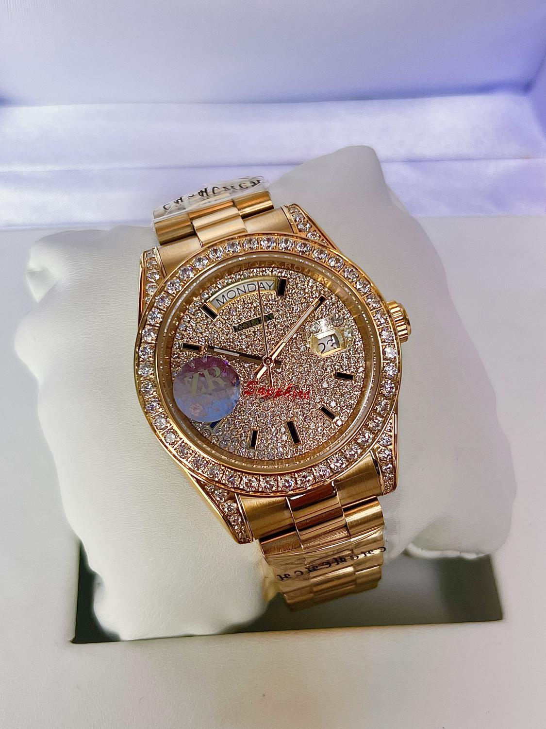 ROLEX DAY/DATE BUST DOWN GOLD - GalaxyPlace.pk