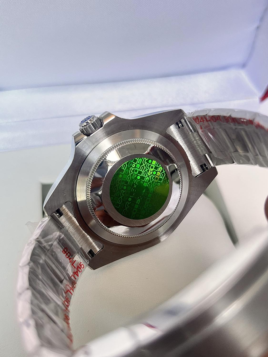 ROLEX SUBMARINER BLACK DIAL GREEN BEZEL BIG DIAL - GalaxyPlace.pk