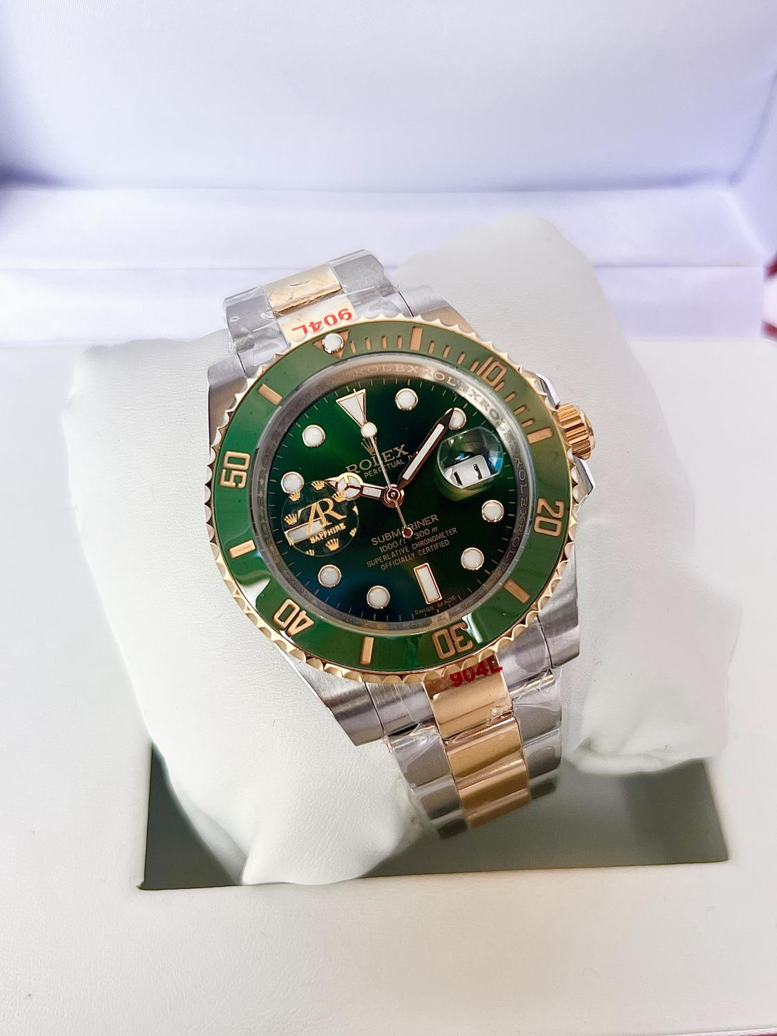 ROLEX SUBMARINER GREEN DIAL TO TONE - GalaxyPlace.pk