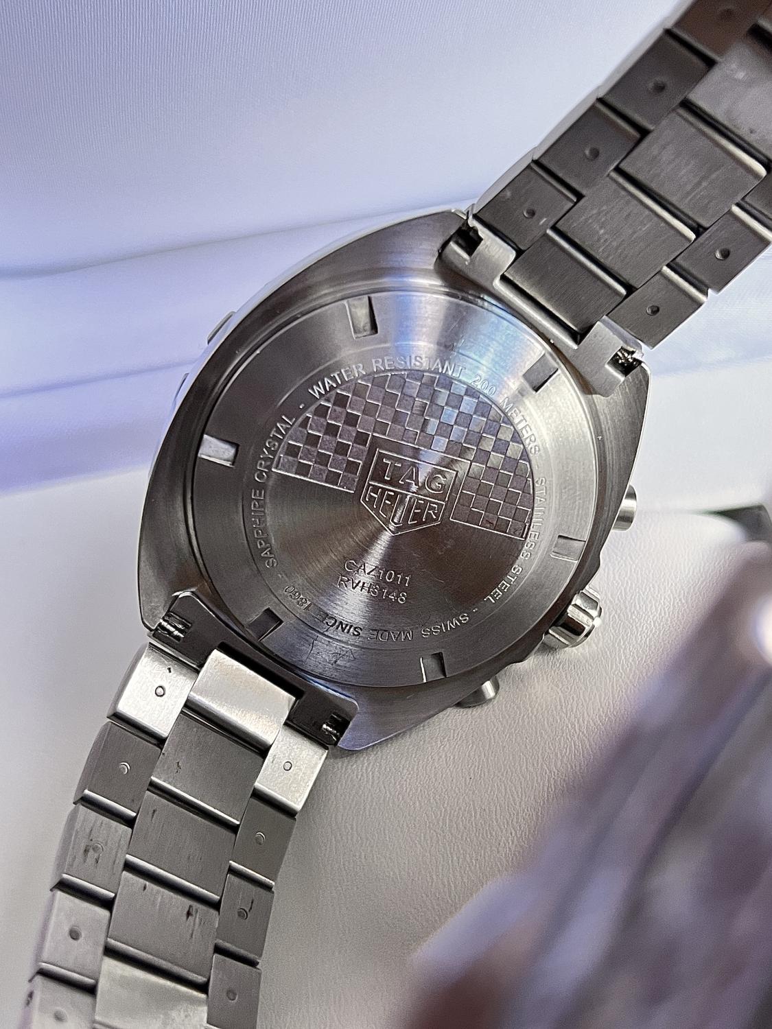 TAG HEUER FORMULA 1 BLACK DIAL WHITE CHRONOGRAPH - GalaxyPlace.pk
