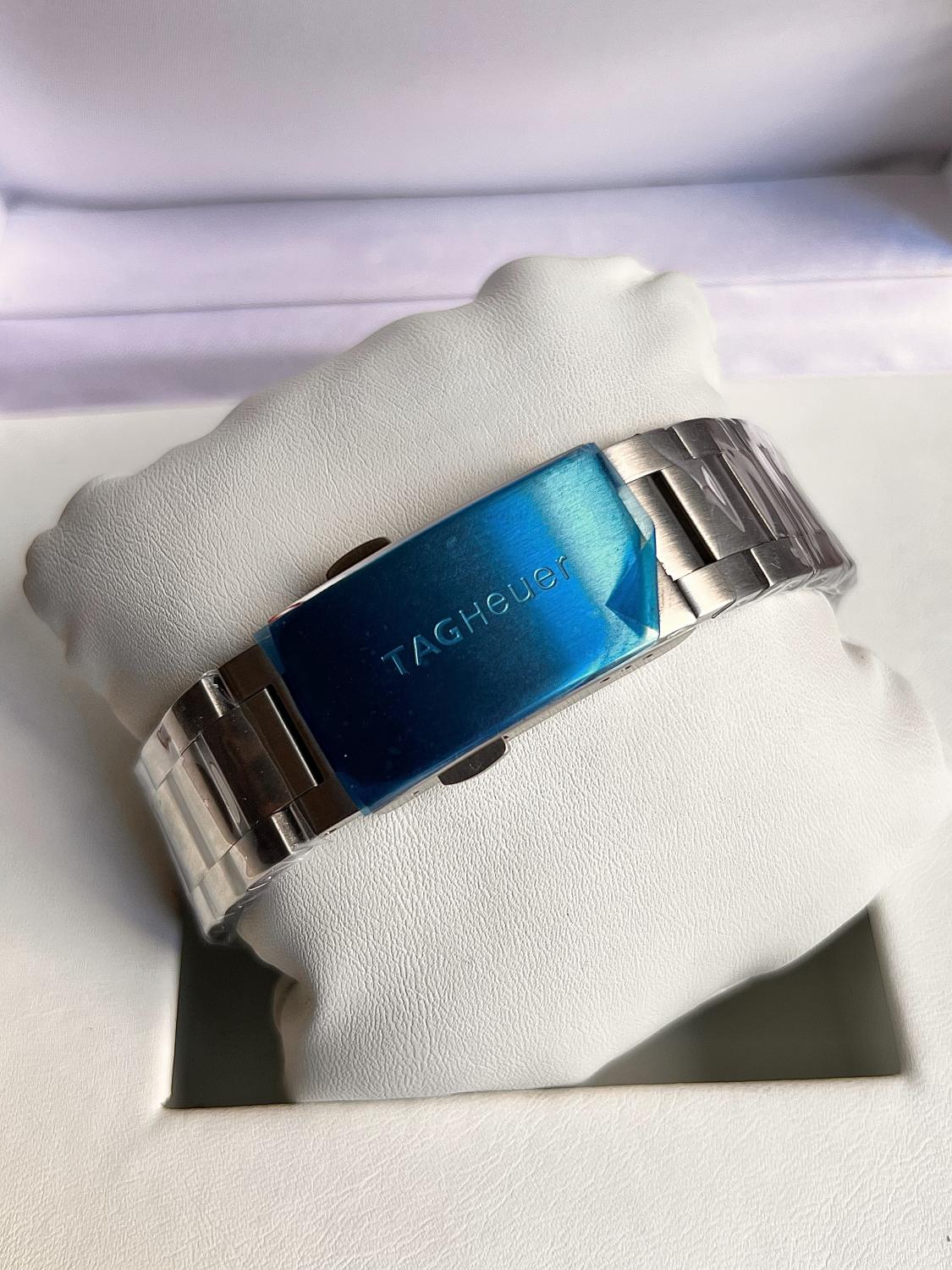 TAG HEUER FORMULA 1 CLB 16 CHRONOGRAPH BLUE DIAL SILVER - GalaxyPlace.pk